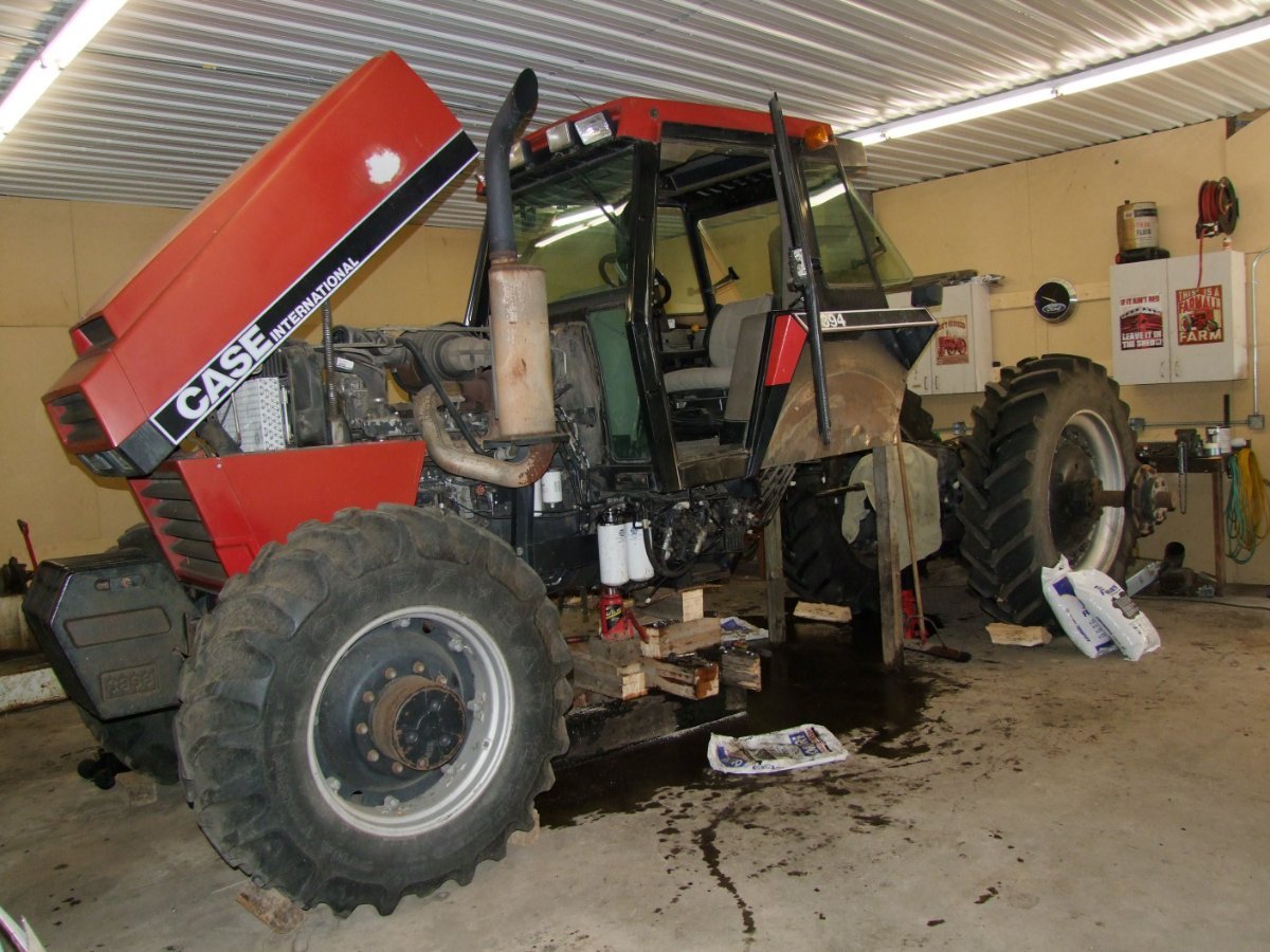 Case 1270 - Page 4 - Technical IH Talk - Red Power Magazine Community