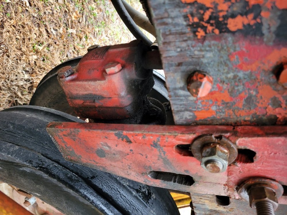 Chain drive pump - General Chat - Red Power Magazine Community