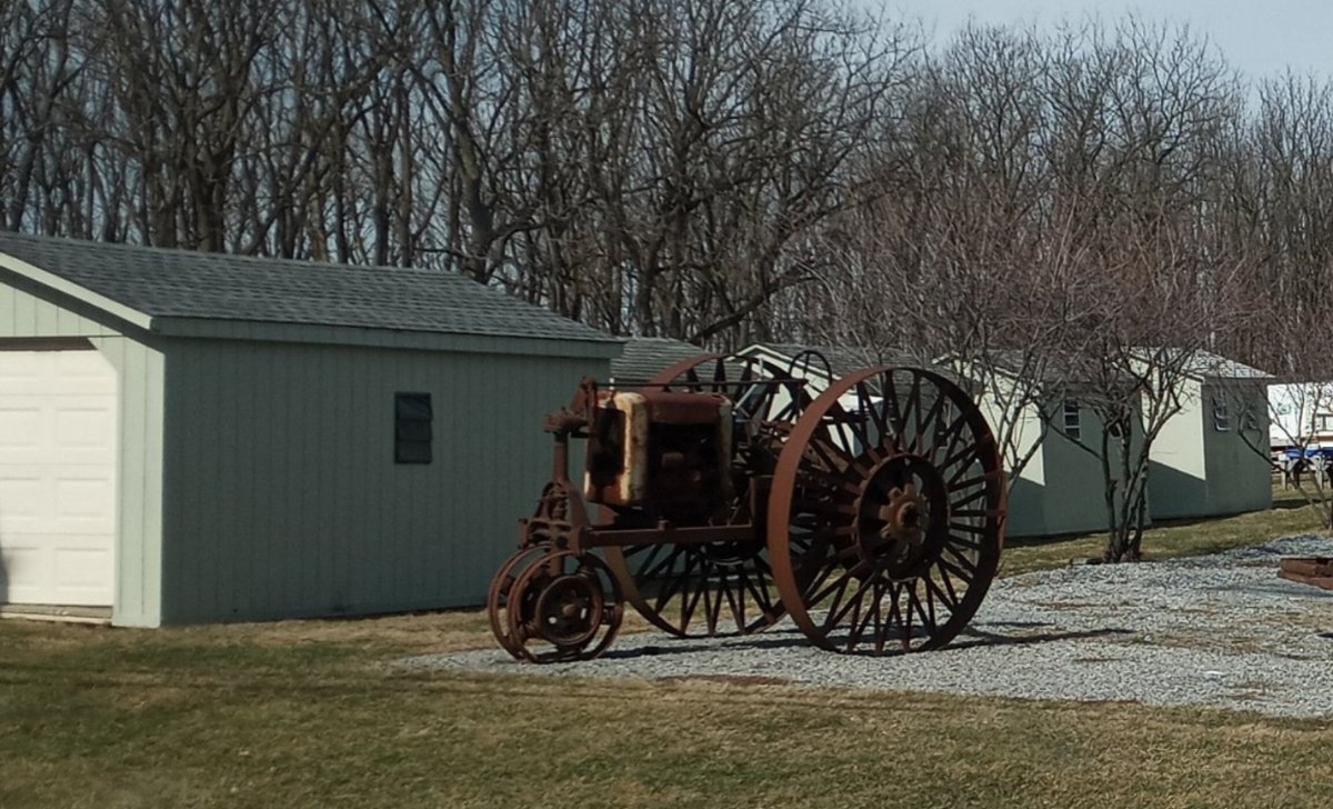 IH Tractors on Montana Farm - Page 939 - General Chat - Red Power ...