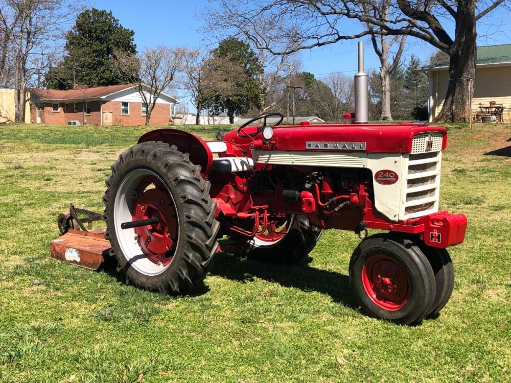 Farmall 240 Fix Up - Projects, Builds, & Restorations - Red Power ...