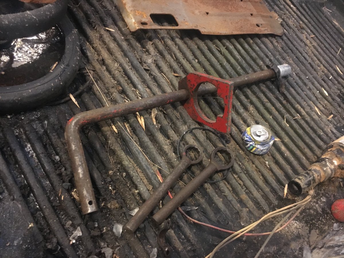 Wedge lock wrench? - Technical IH Talk - Red Power Magazine Community