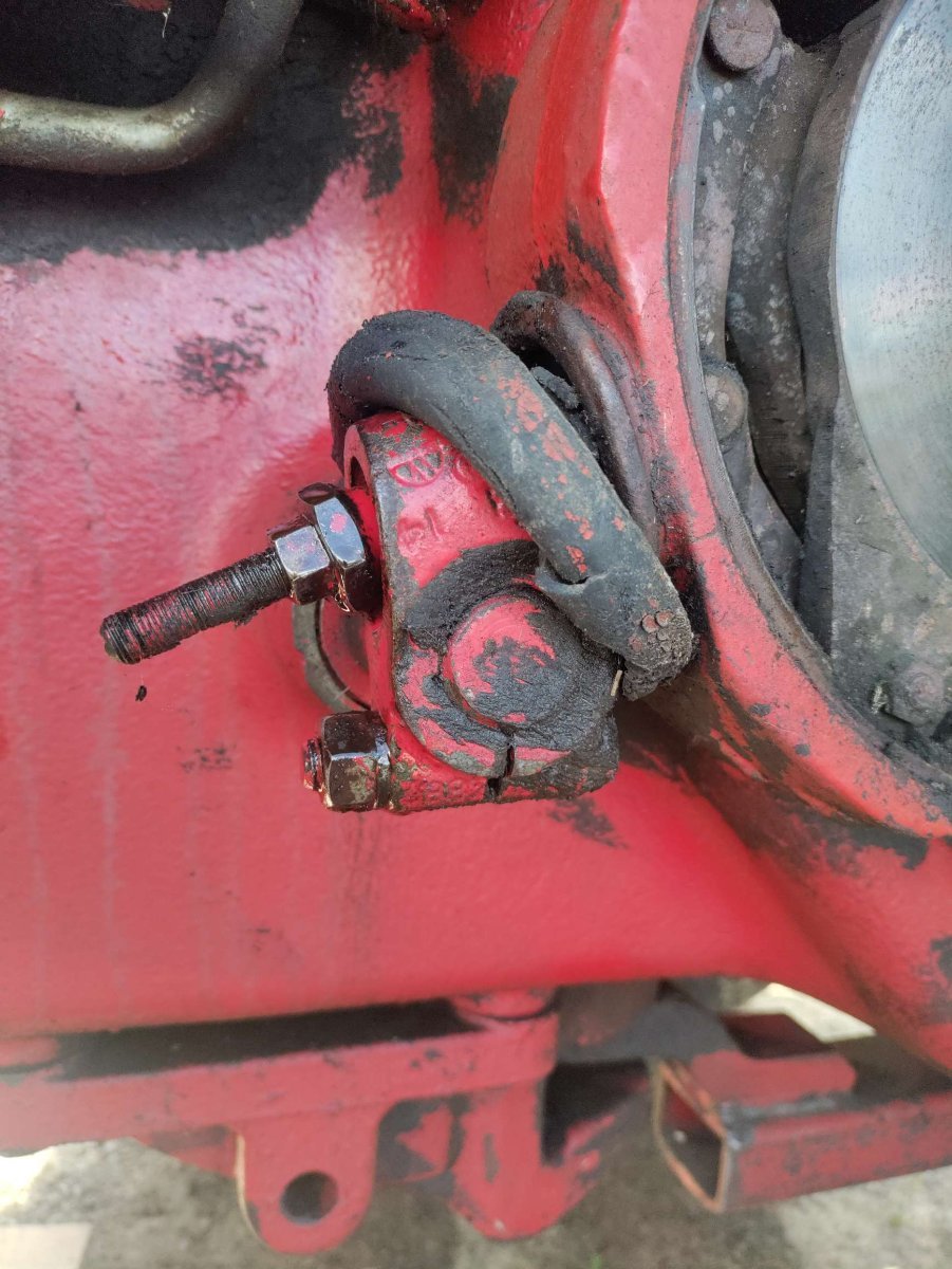70 Hydro dry disc brake questions - Technical IH Talk - Red Power ...