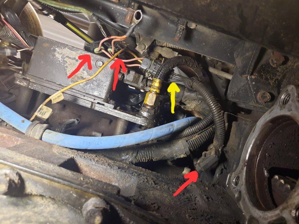 IH 9100 M11 ECM fuses , fuel line project - Technical IH Talk - Red ...