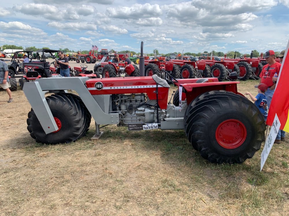 Three wheel tractors! - General Chat - Red Power Magazine Community