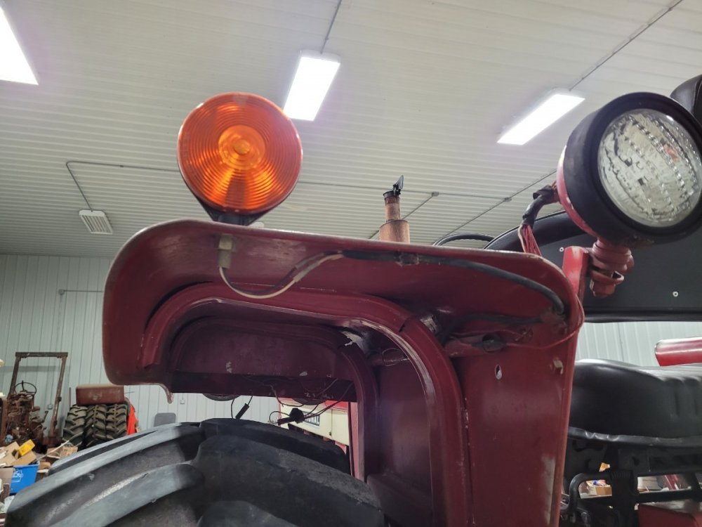 IH 1066 fender wiring - Technical IH Talk - Red Power Magazine Community