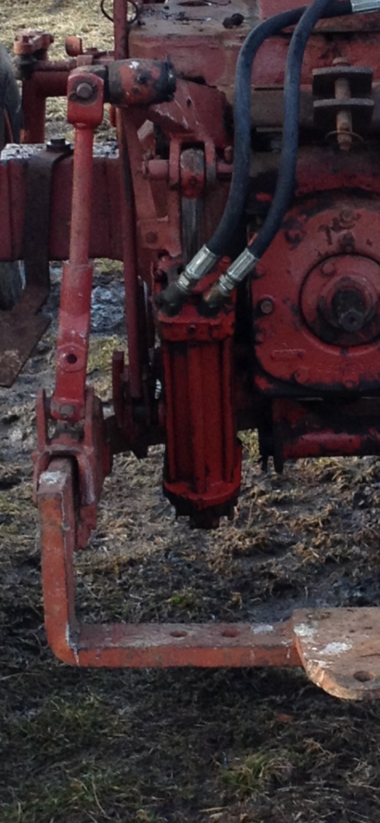 Two point hitch height - Technical IH Talk - Red Power Magazine Community