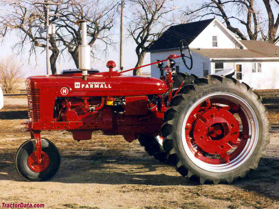 Three wheel tractors! - General Chat - Red Power Magazine Community