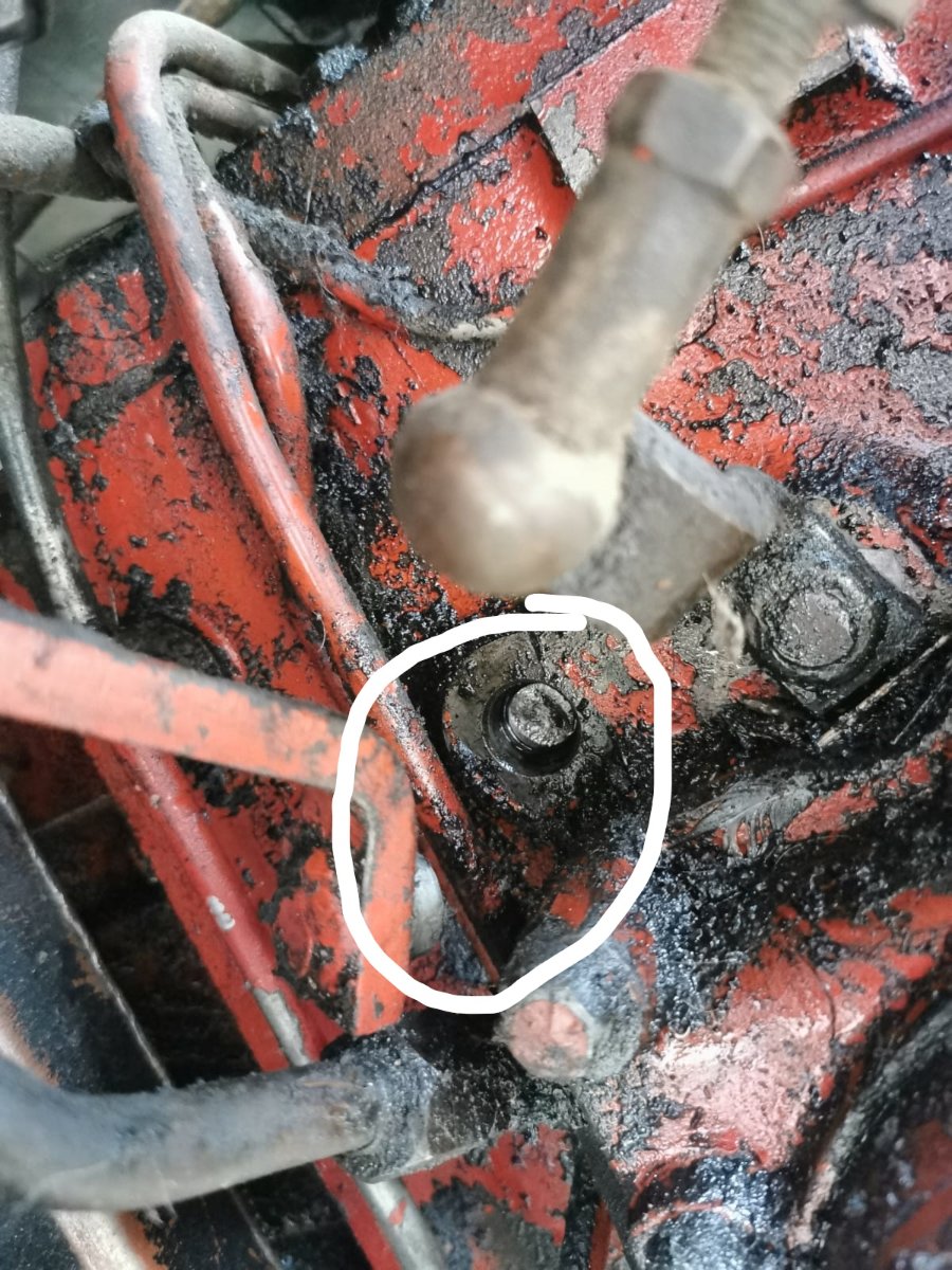 Gearbox lever bolt International 784 - Technical IH Talk - Red Power ...