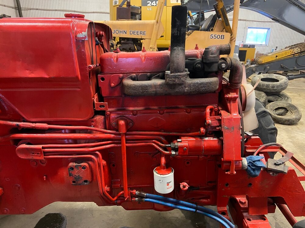 Oil pressure sensor on D239 - Technical IH Talk - Red Power Magazine ...