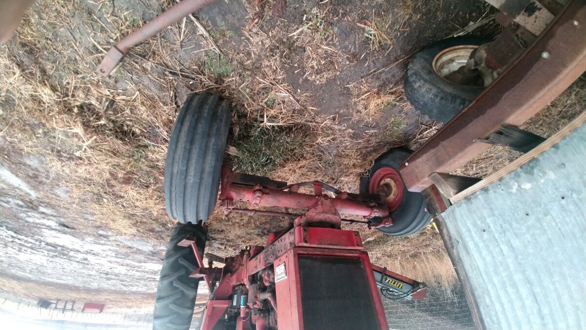 Brace for front axle - Technical IH Talk - Red Power Magazine Community