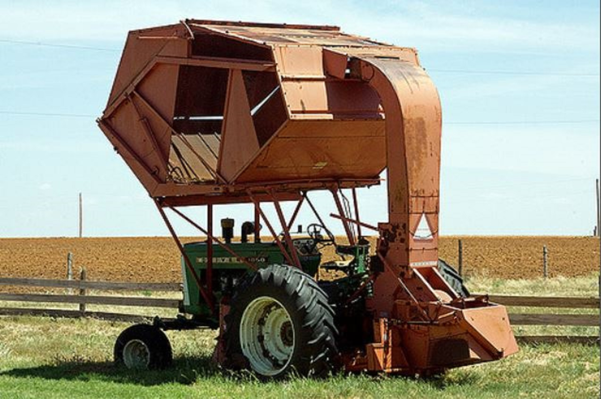 Pics of some old cotton strippers - General Chat - Red Power Magazine ...