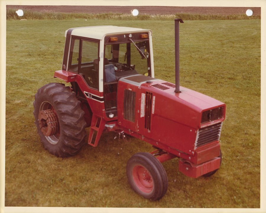 1586 bulged lower sheetmetal - Technical IH Talk - Red Power Magazine ...