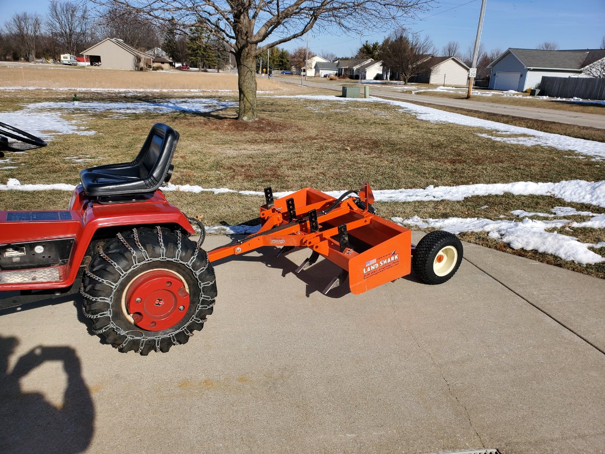 Upgraded box blade. - Cub Cadets - Red Power Magazine Community