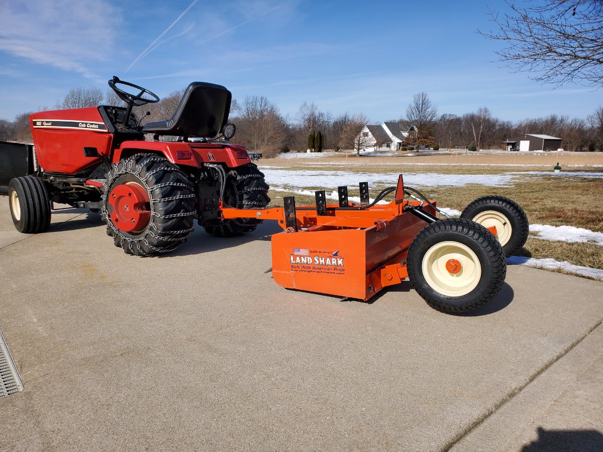 Upgraded box blade. - Cub Cadets - Red Power Magazine Community