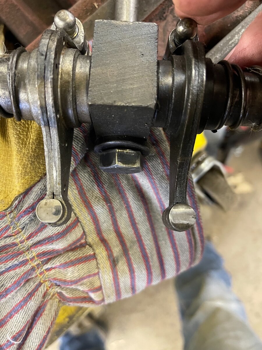 Thought on these rocker arms - General Chat - Red Power Magazine Community