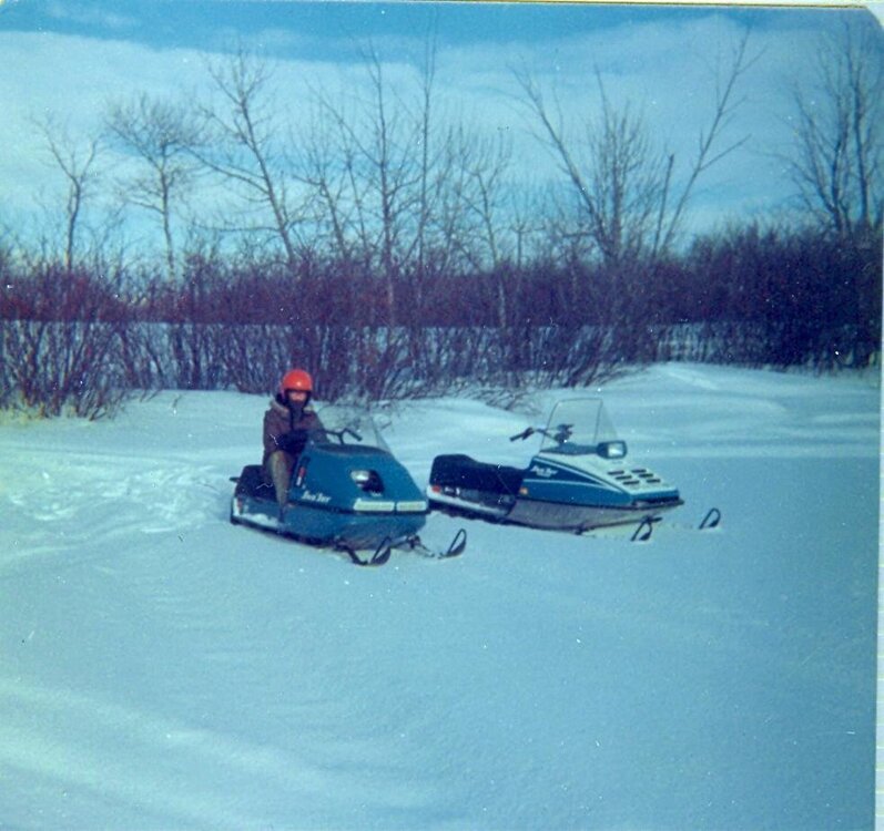 old snowmobiles - General Chat - Red Power Magazine Community