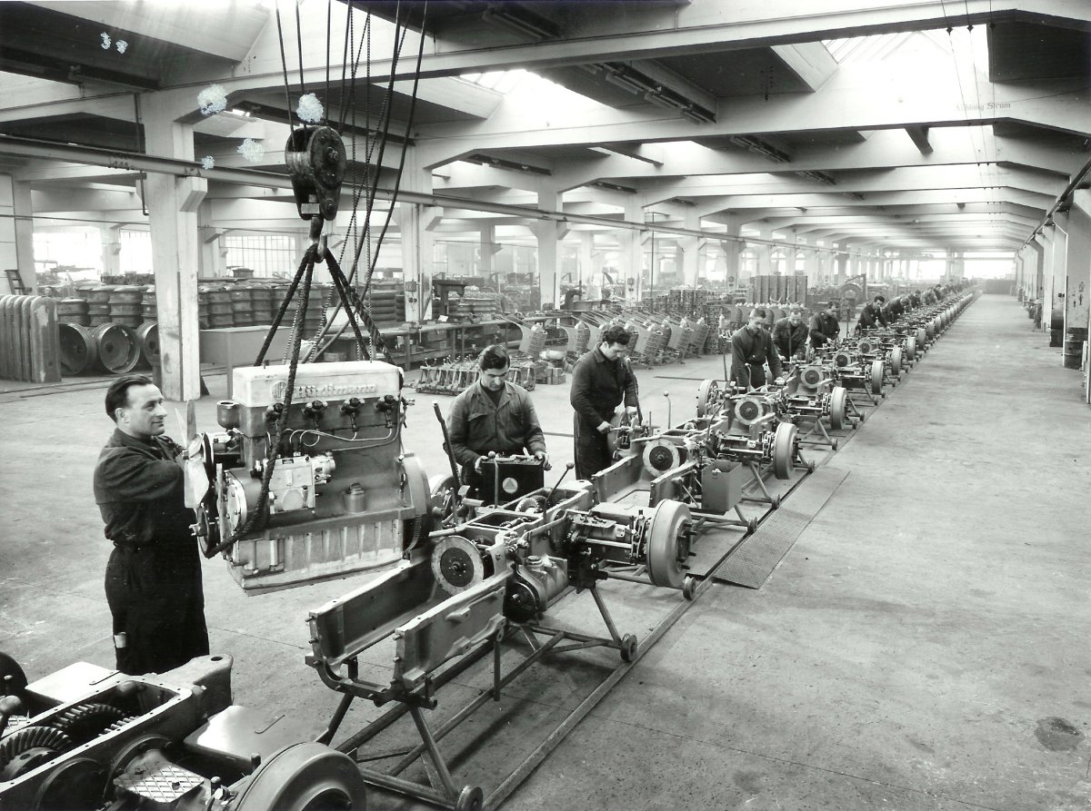 Hurlimann Tractor Company 1929 - today (old and new pics and films ...