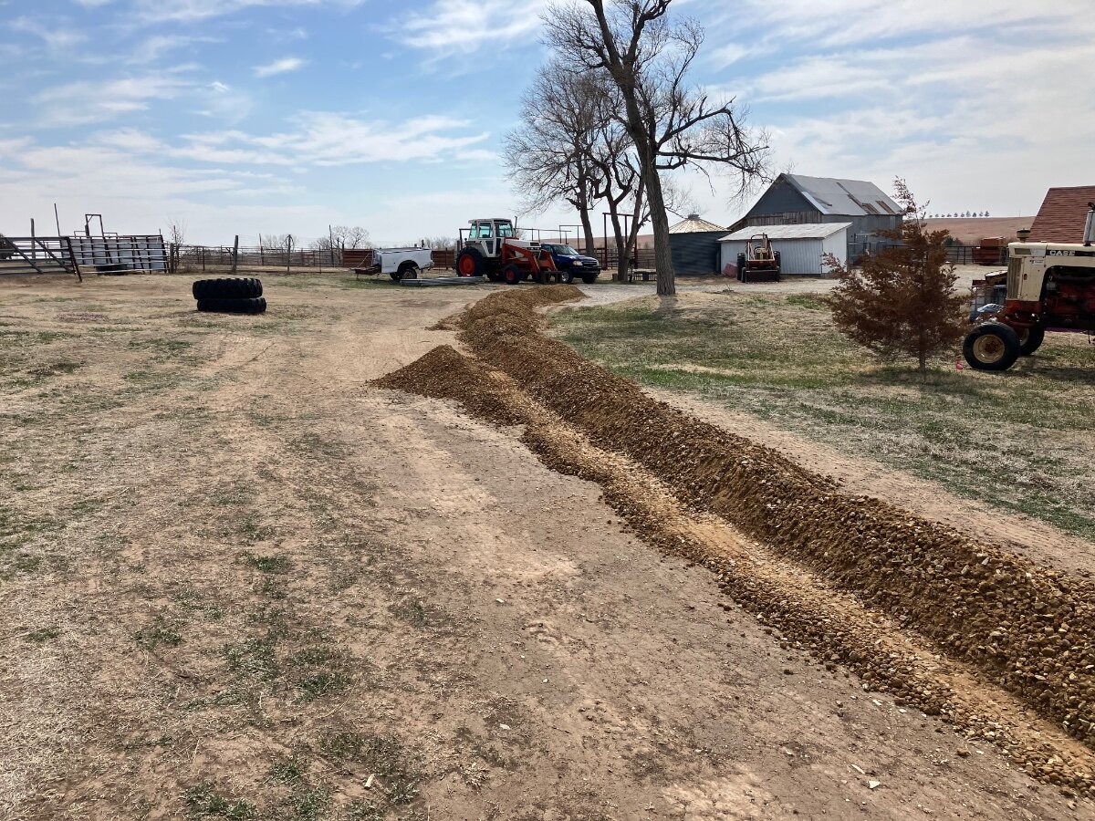 Unloading rock - General Chat - Red Power Magazine Community