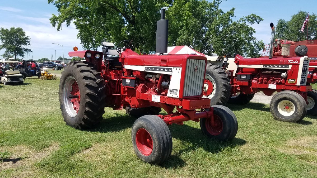 Tractor of the week. Week 11: 706 - Page 2 - General Chat - Red Power ...