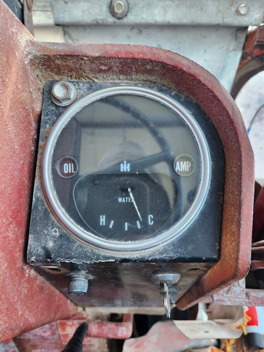 706 LP - Projects, Builds, & Restorations - Red Power Magazine Community