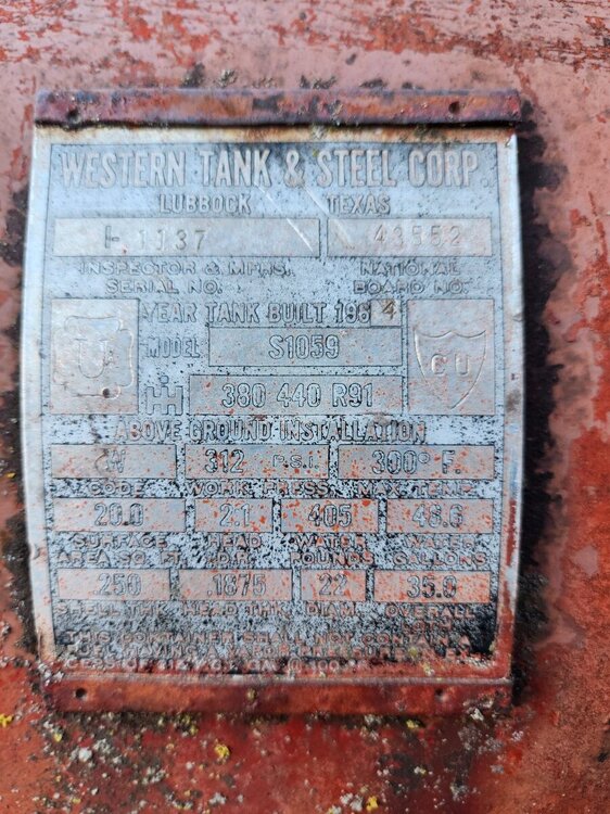 706 LP - Projects, Builds, & Restorations - Red Power Magazine Community