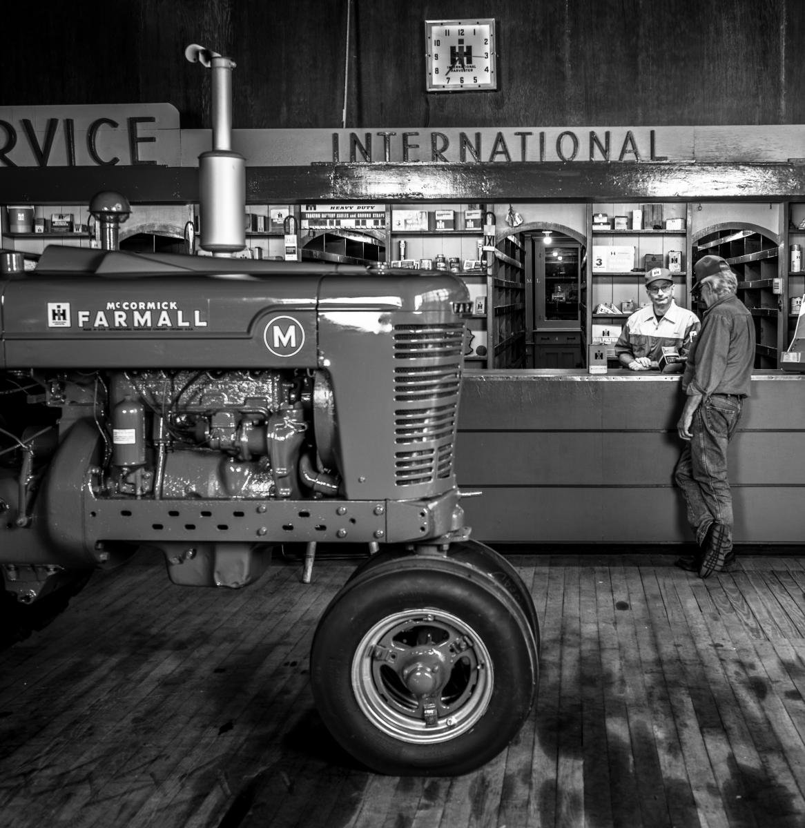 Need help with a 1950s dealership photo ??? - General Chat - Red Power ...