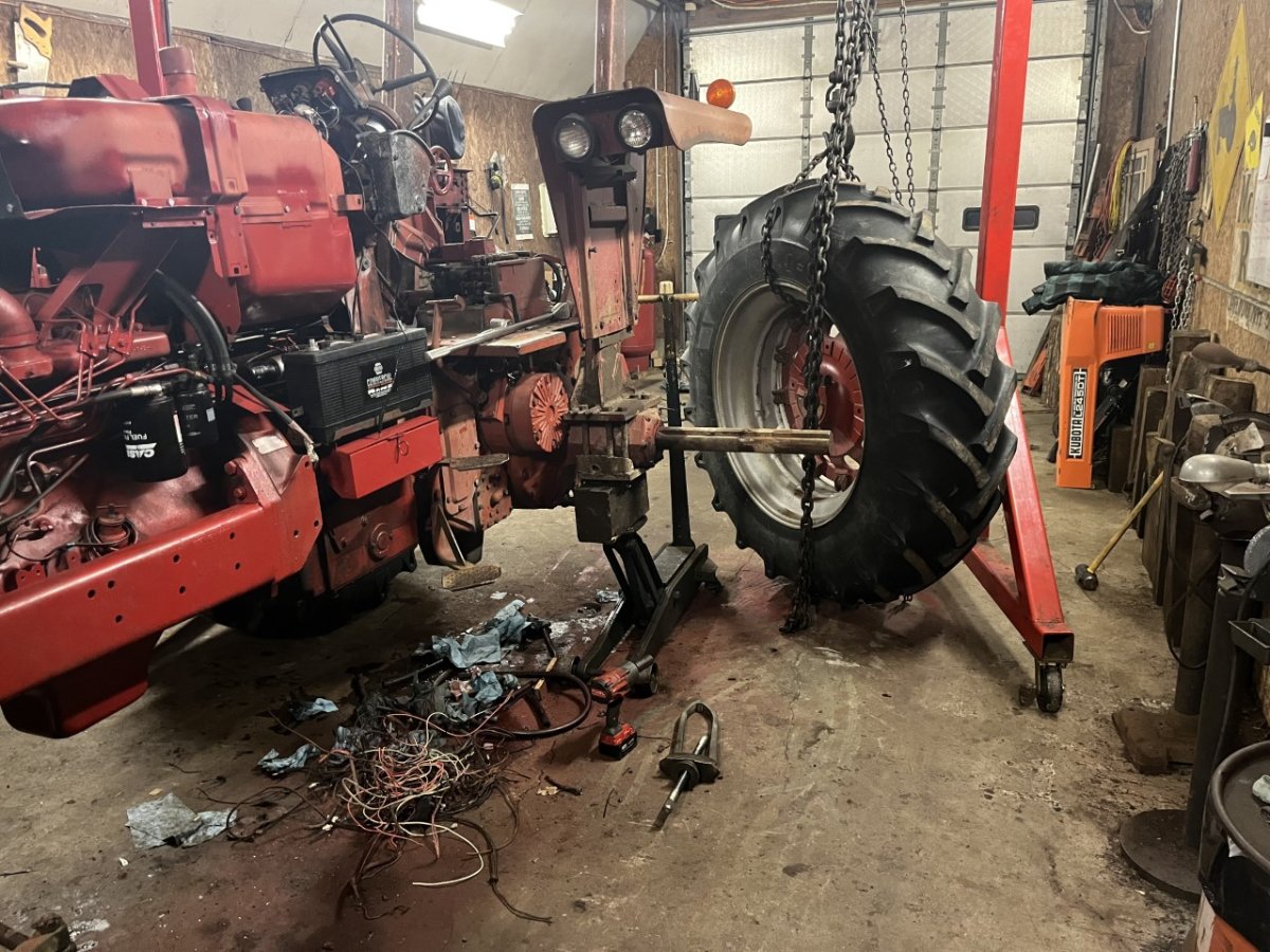 Hydro 100 - Projects, Builds, & Restorations - Red Power Magazine Community