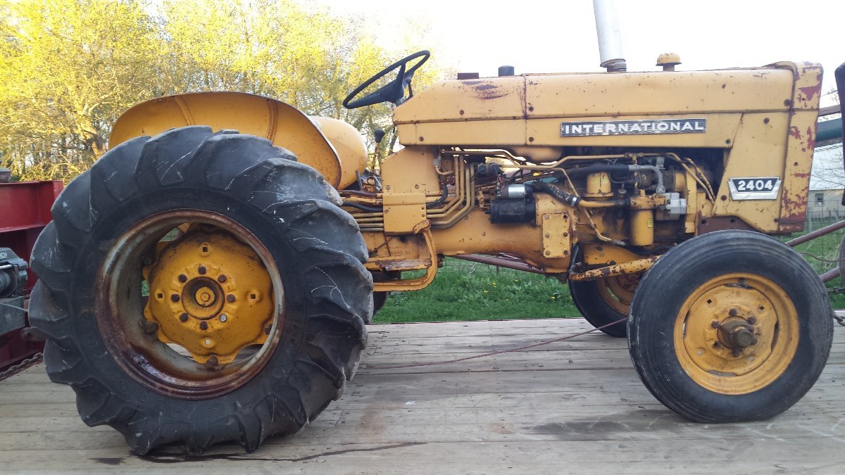 Tractor of the week. Week 14: 404 - General Chat - Red Power Magazine ...