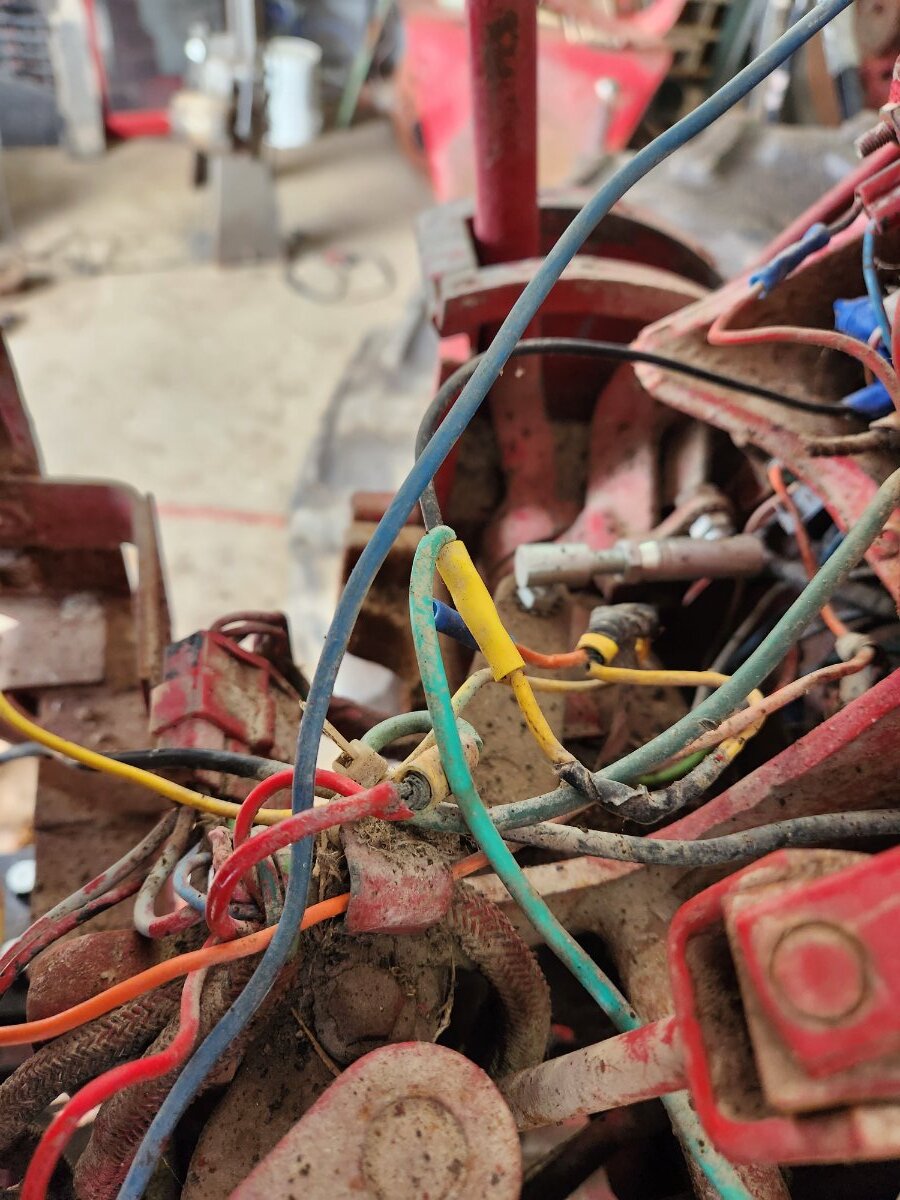 706 LP - Projects, Builds, & Restorations - Red Power Magazine Community