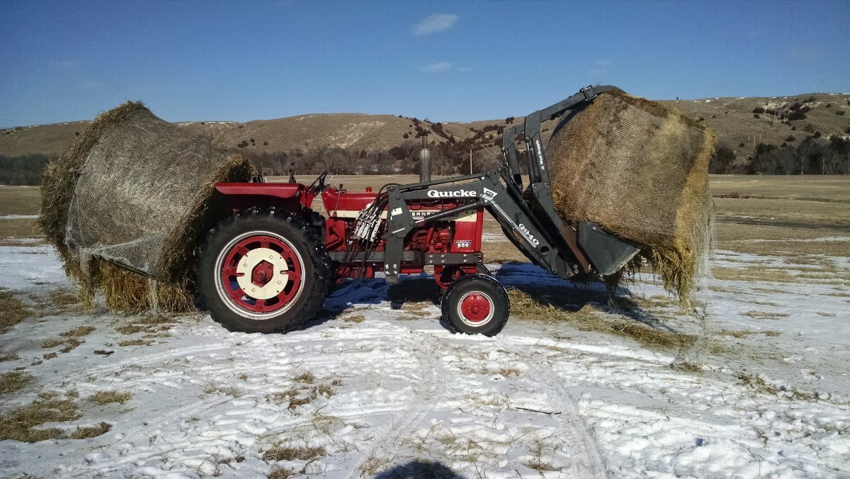 656 utility Front axle weight rating - Technical IH Talk - Red Power ...
