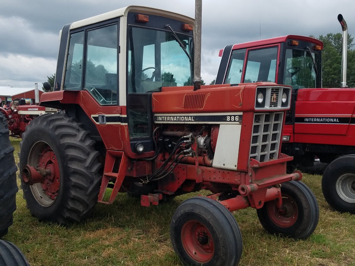 Tractor of the week. Week 20: 886 - General Chat - Red Power Magazine ...