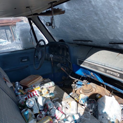Our old 93 K2500 Suburban on a wet day - General Chat - Red Power ...