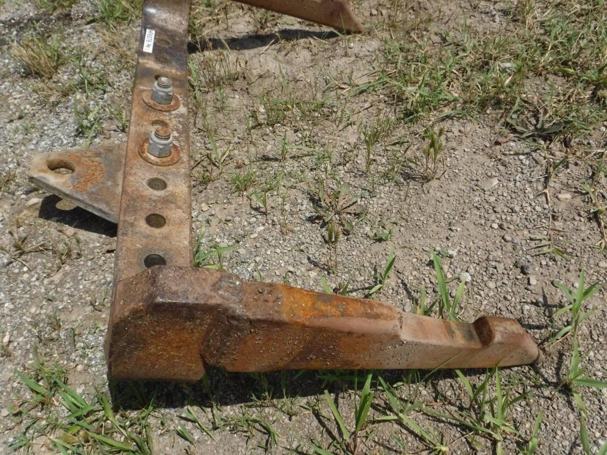 Fast Hitch Farmall 706 - Technical IH Talk - Red Power Magazine Community