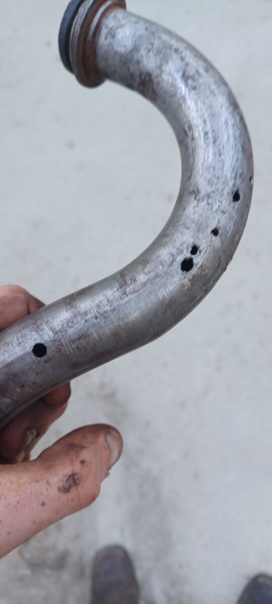 304 waterpump tubes - General Chat - Red Power Magazine Community