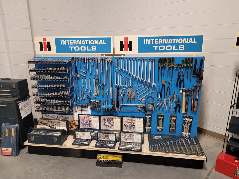 IH tool display (dykes)rpru exhibit - Technical IH Talk - Red Power ...