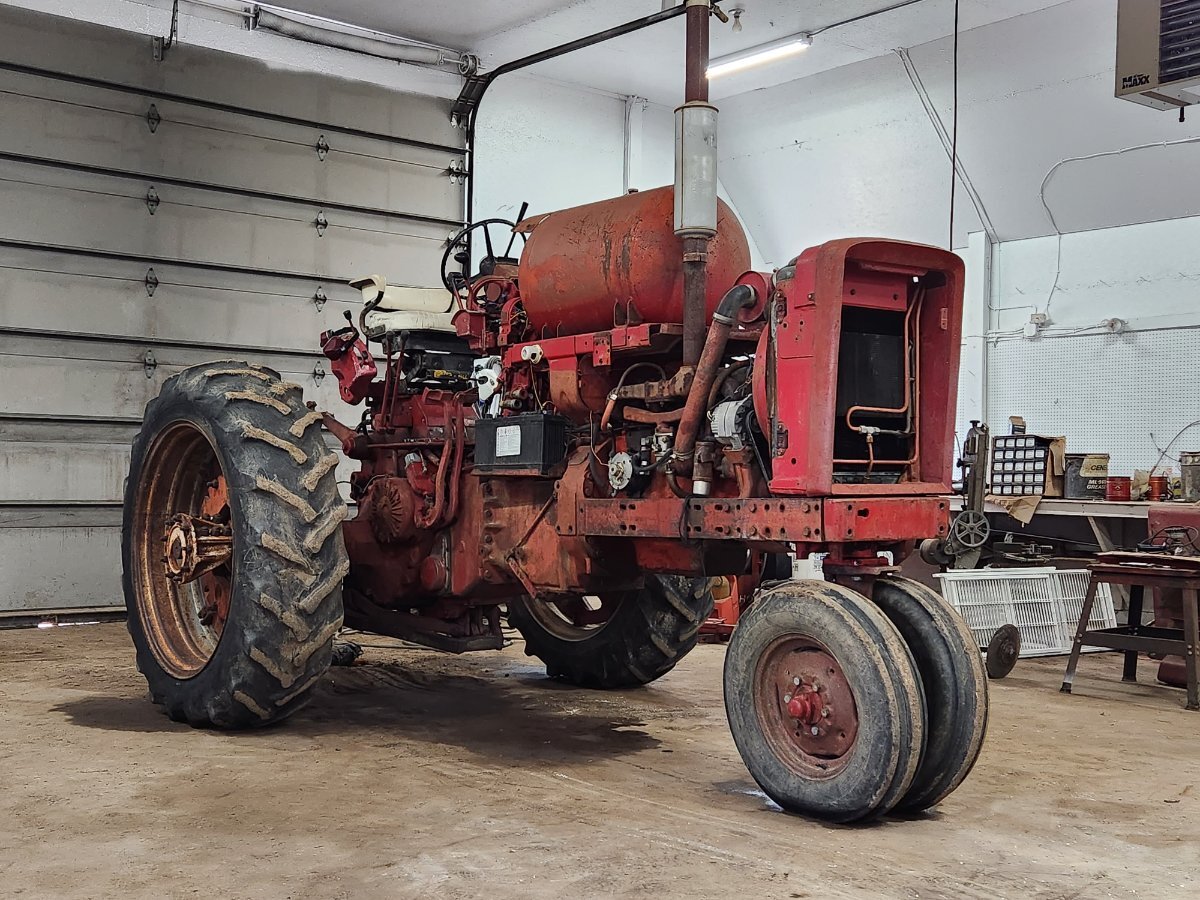 706 LP - Projects, Builds, & Restorations - Red Power Magazine Community