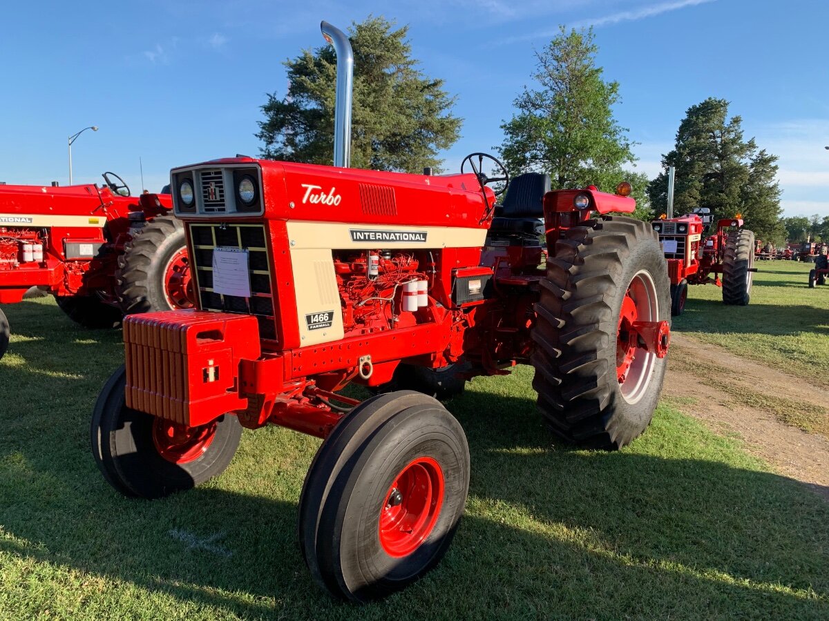 Tractor of the week. Week 23: 1466 - General Chat - Red Power Magazine ...