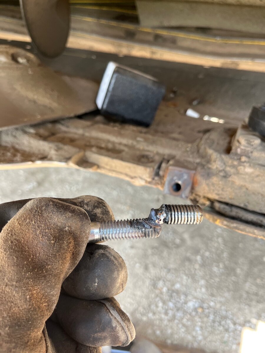 Broken Diagonal Brace on 1950 TD-9, Safe to Drive it? - IH Construction ...