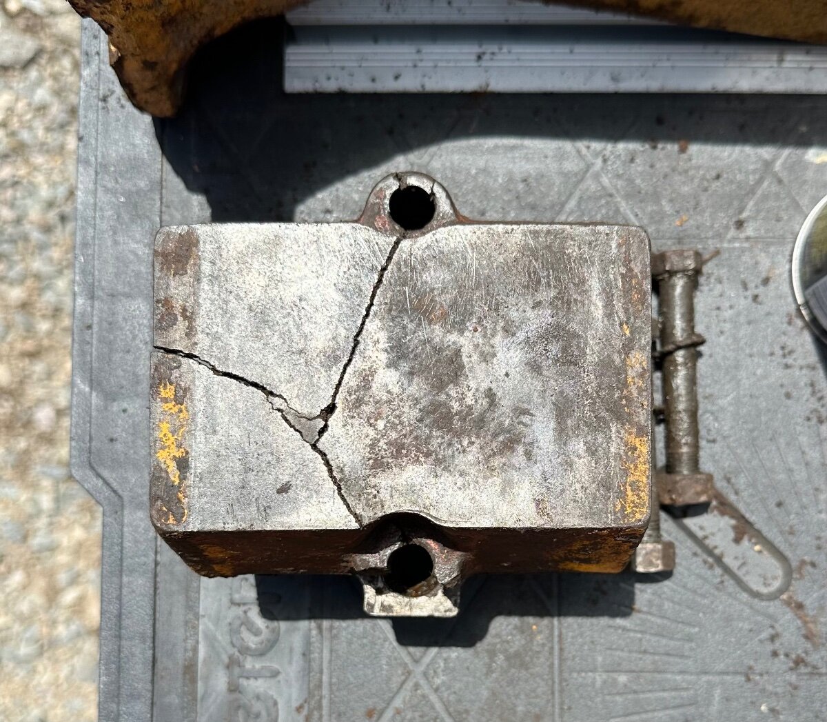 Broken Diagonal Brace on 1950 TD-9, Safe to Drive it? - IH Construction ...