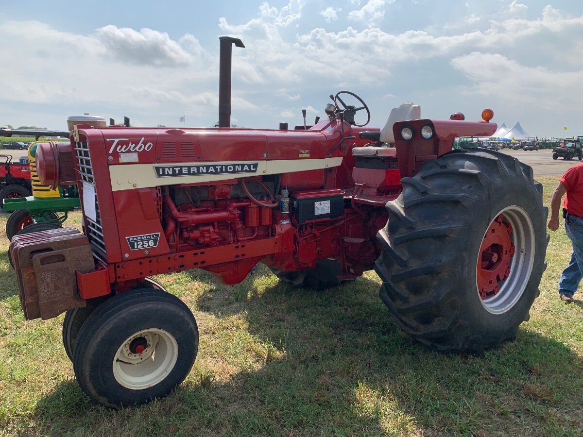 Tractor of the week. Week 27: 1256 - General Chat - Red Power Magazine ...