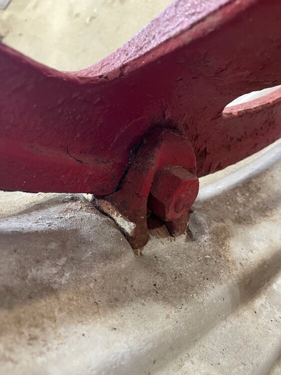 Farmall 460 rear rim identification - General Chat - Red Power Magazine ...