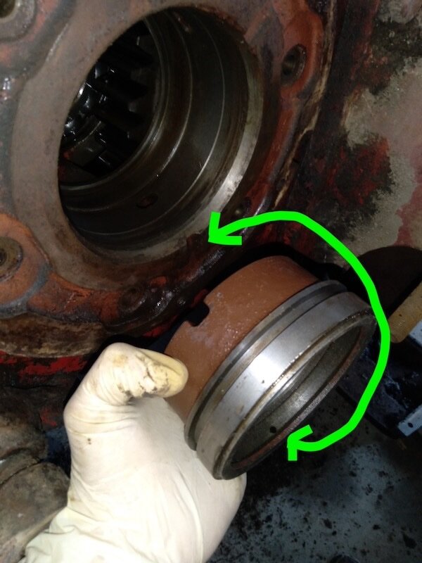 M & W Hand Clutch Spacer Oil Hole Orientation - Super M - Technical IH ...