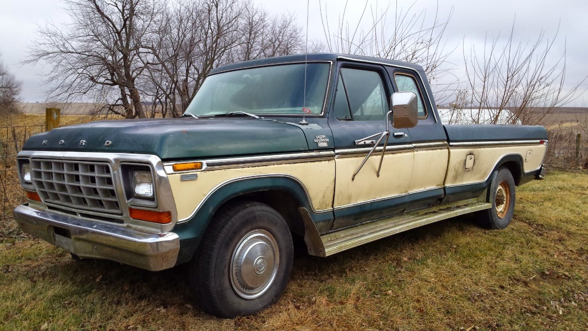 78 red survivor - General Chat - Red Power Magazine Community