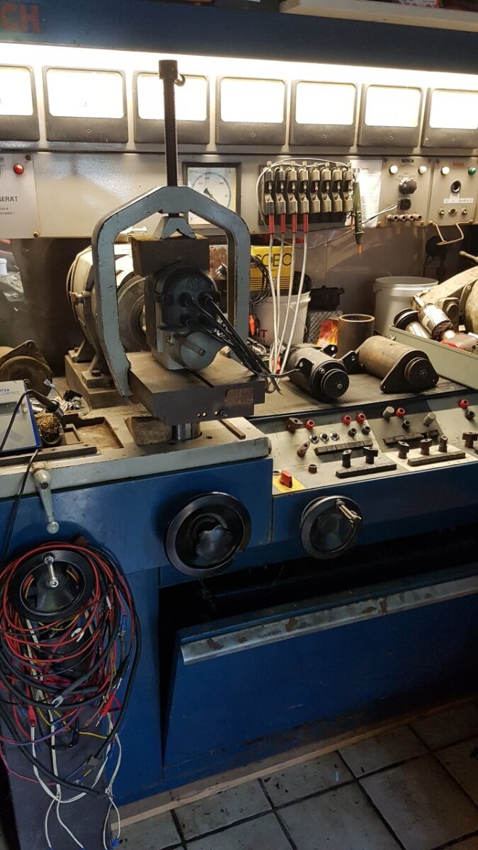 F4 Magneto trouble... - Technical IH Talk - Red Power Magazine Community