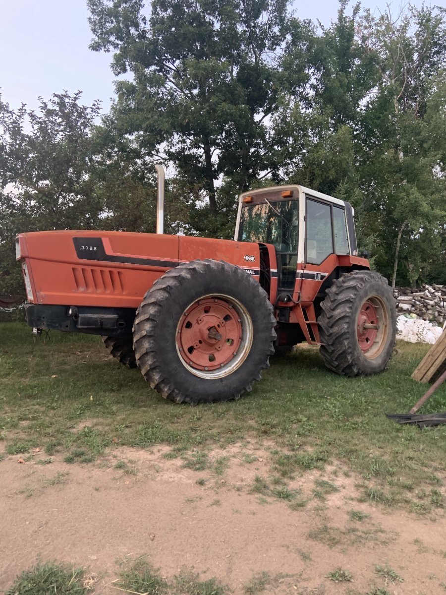 3788 2+2 Project... Tips and Tricks Welcome! - Technical IH Talk - Red ...