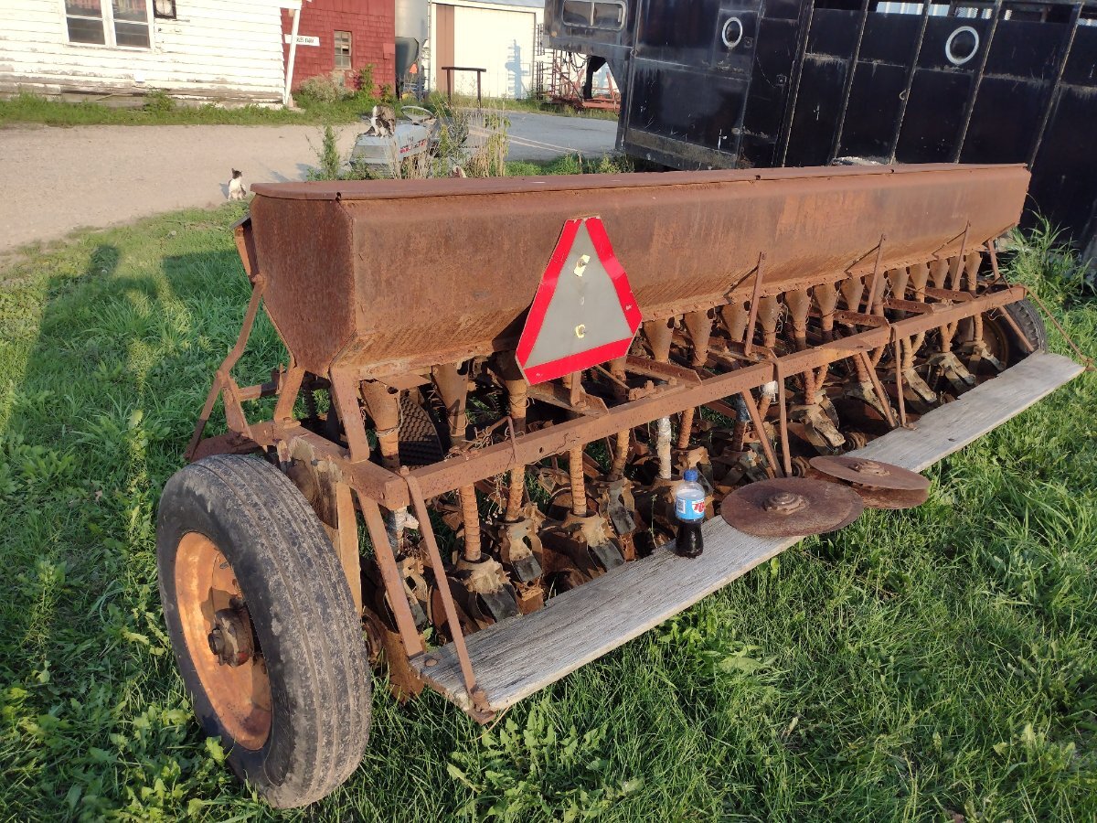 Drill settings for hay seed. - Technical IH Talk - Red Power Magazine ...