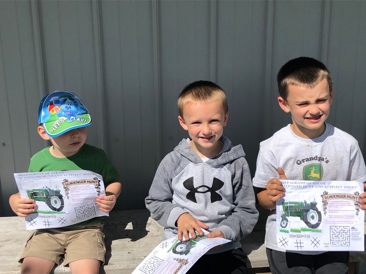 Getting ready for the NY steam Pagent - General Chat - Red Power ...