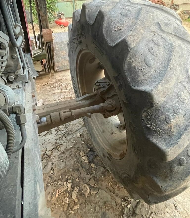 Case 5140 sometimes doesn't move - Technical IH Talk - Red Power ...