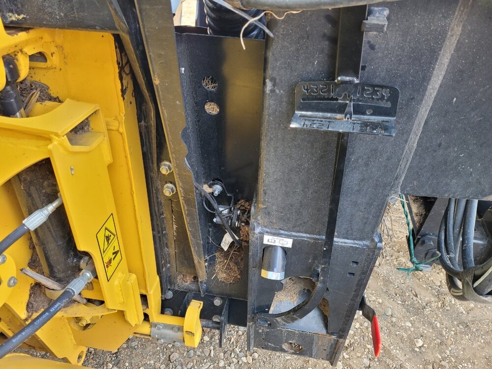 MacDon Draper question - General Chat - Red Power Magazine Community