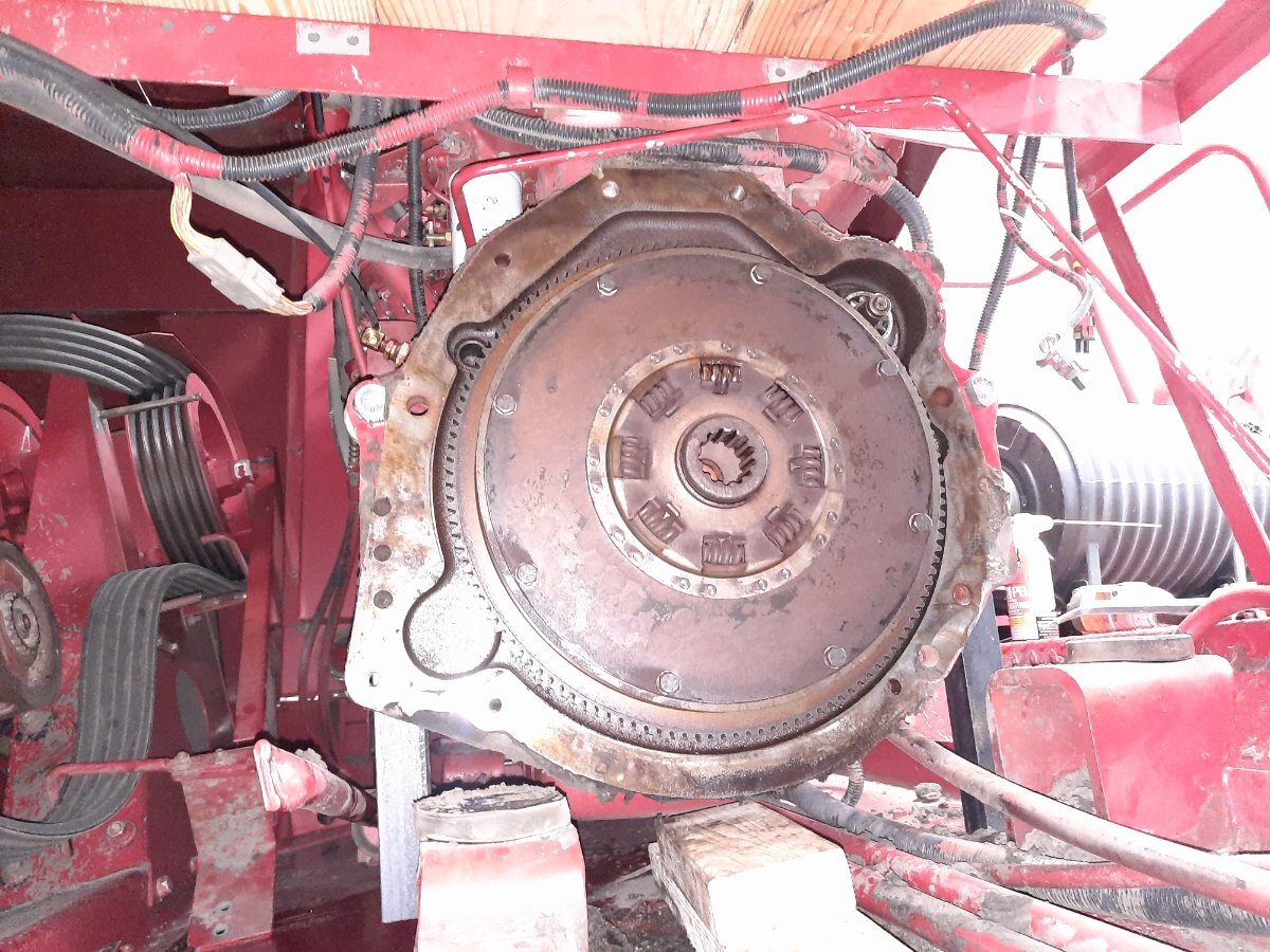2388 PTO Gearbox sheared key - Technical IH Talk - Red Power Magazine ...